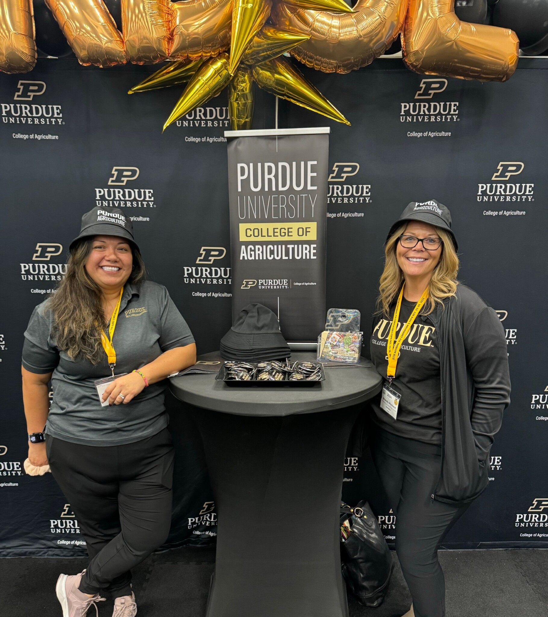 Student Services Office Volunteered at FFA Convention Expo | Purdue University HLA Happenings