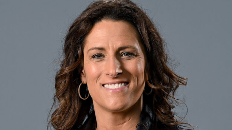 Indiana Fever coach Stephanie White, Boilermaker Hall of Famer, to ...
