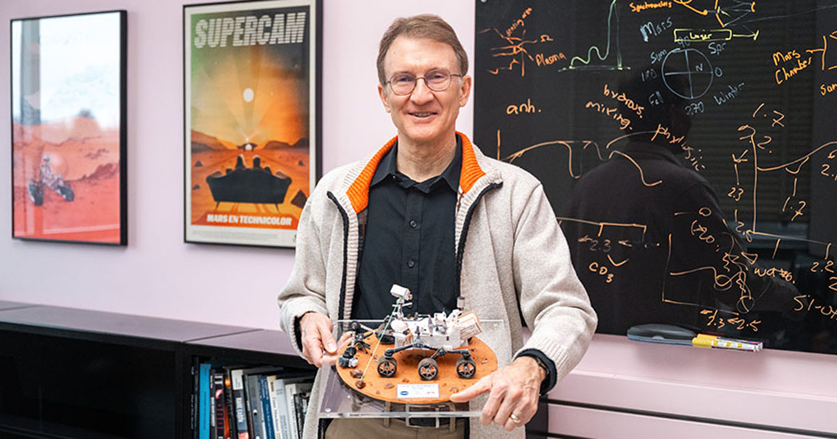 Unburied treasure: Rover researchers find unexpected minerals on Mars ...