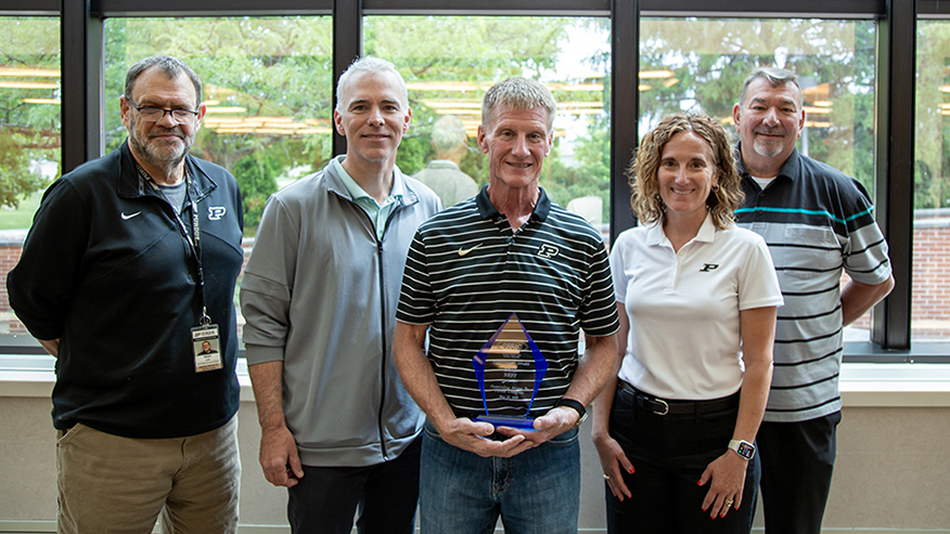 CSSAC honors 2 staff members for support, service - News