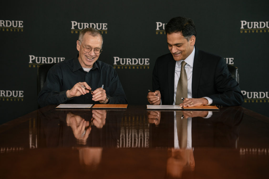 Microsoft, Purdue collaborate to advance quantum computing - Research ...