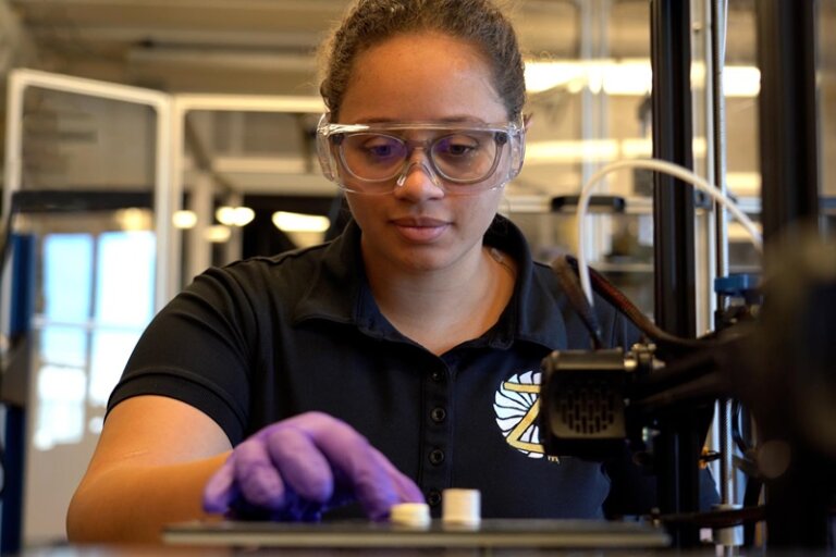Mechanical engineering researcher Monique McClain develops state-of-the ...