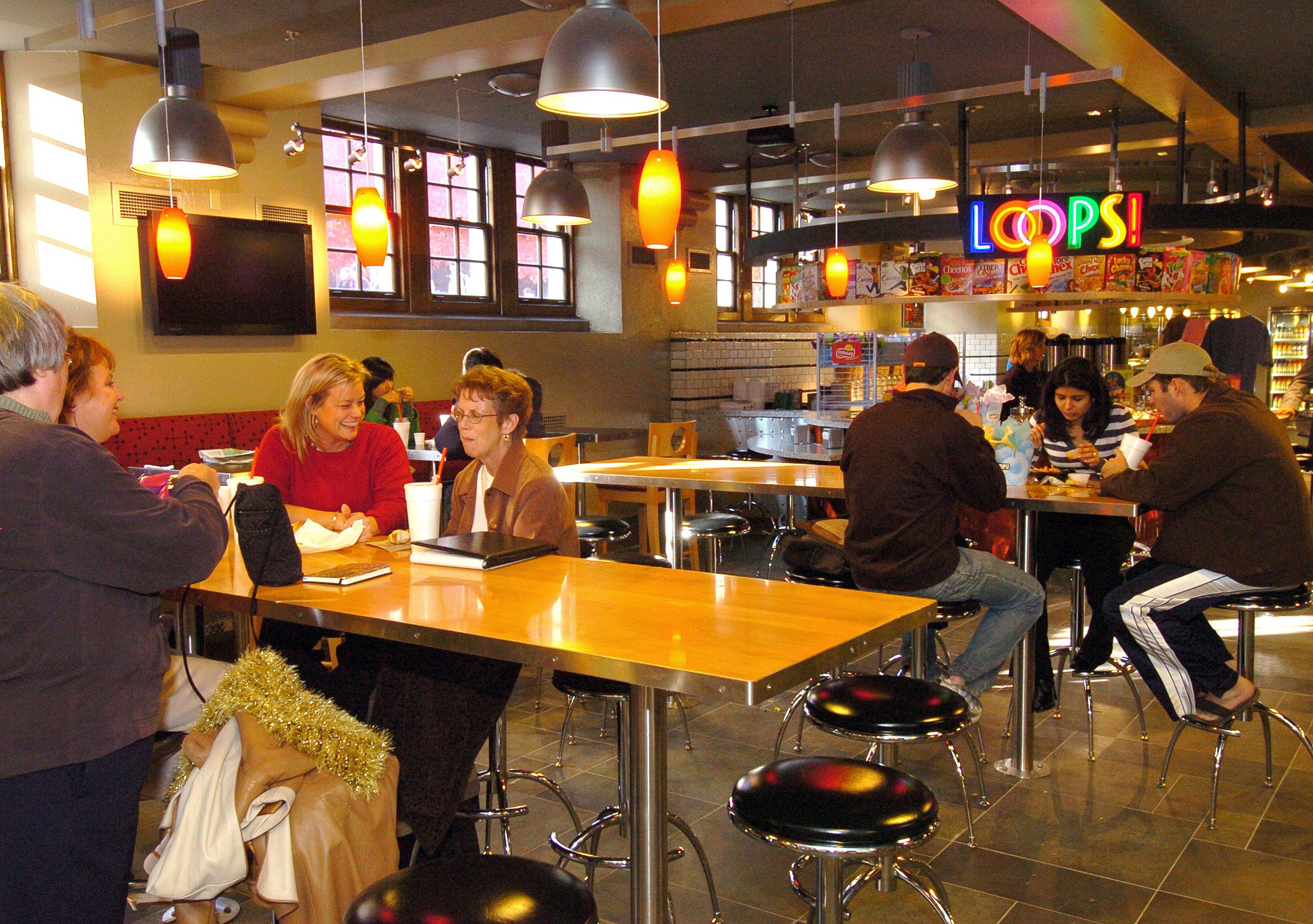 Universities give new generation of students more dining choices