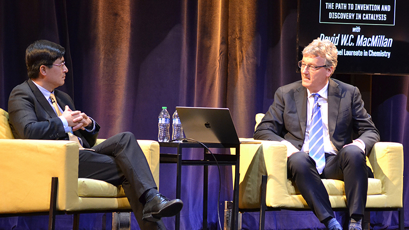 David MacMillan, the 2021 Nobel laureate in chemistry, joins President ...