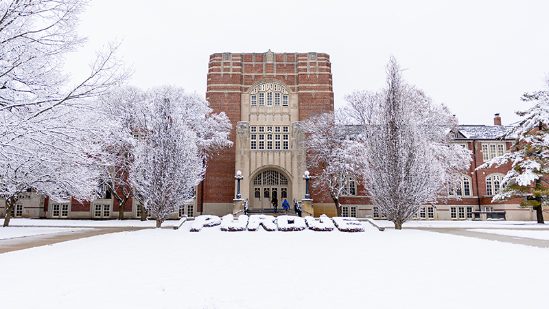Towing risk: Remove on-street vehicles from marked snow routes by 11 p ...
